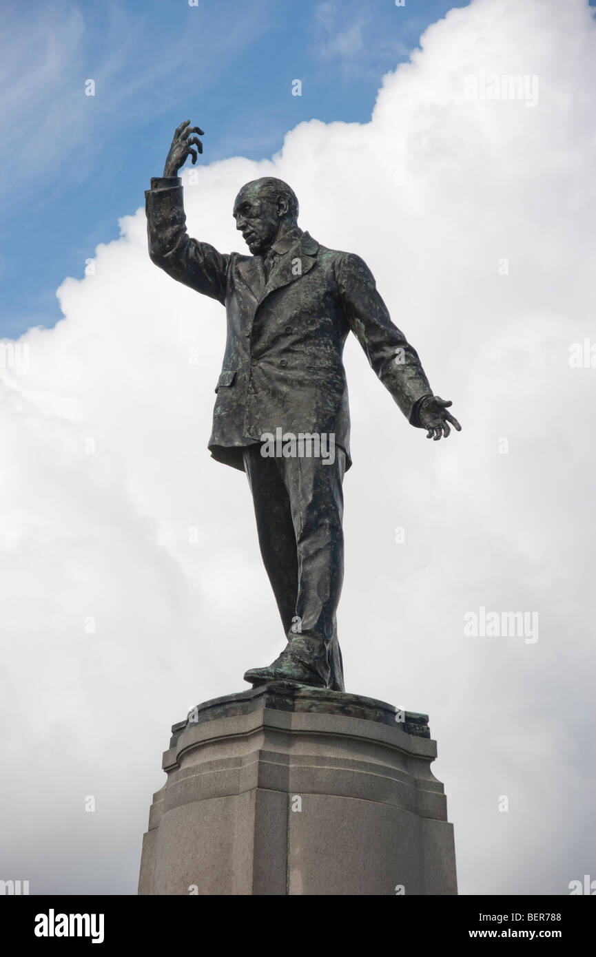 Stormont Belfast Northern Ireland statue of Edward Carson pro-British ...