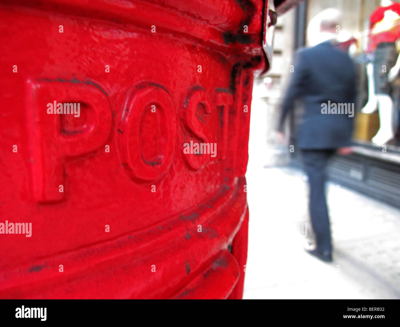 Post strike hi-res stock photography and images - Alamy