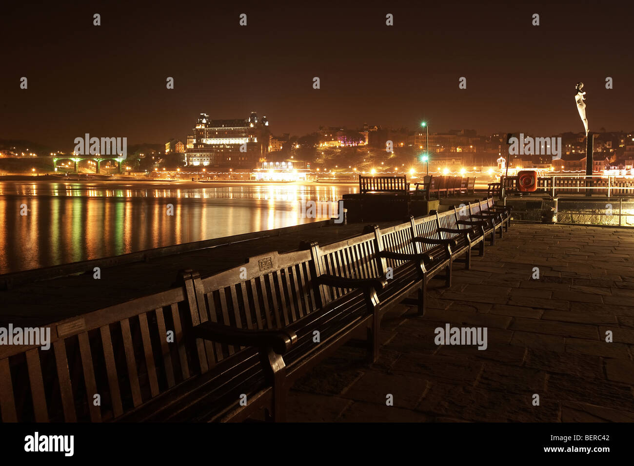 Scarborough at night hi-res stock photography and images - Alamy