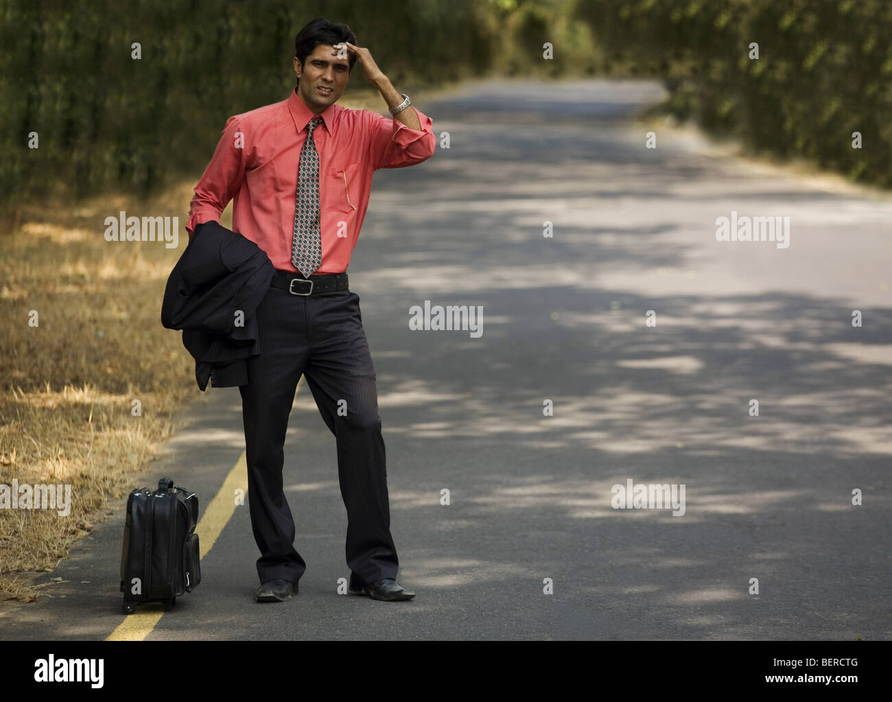 Waiting indians hi-res stock photography and images - Alamy