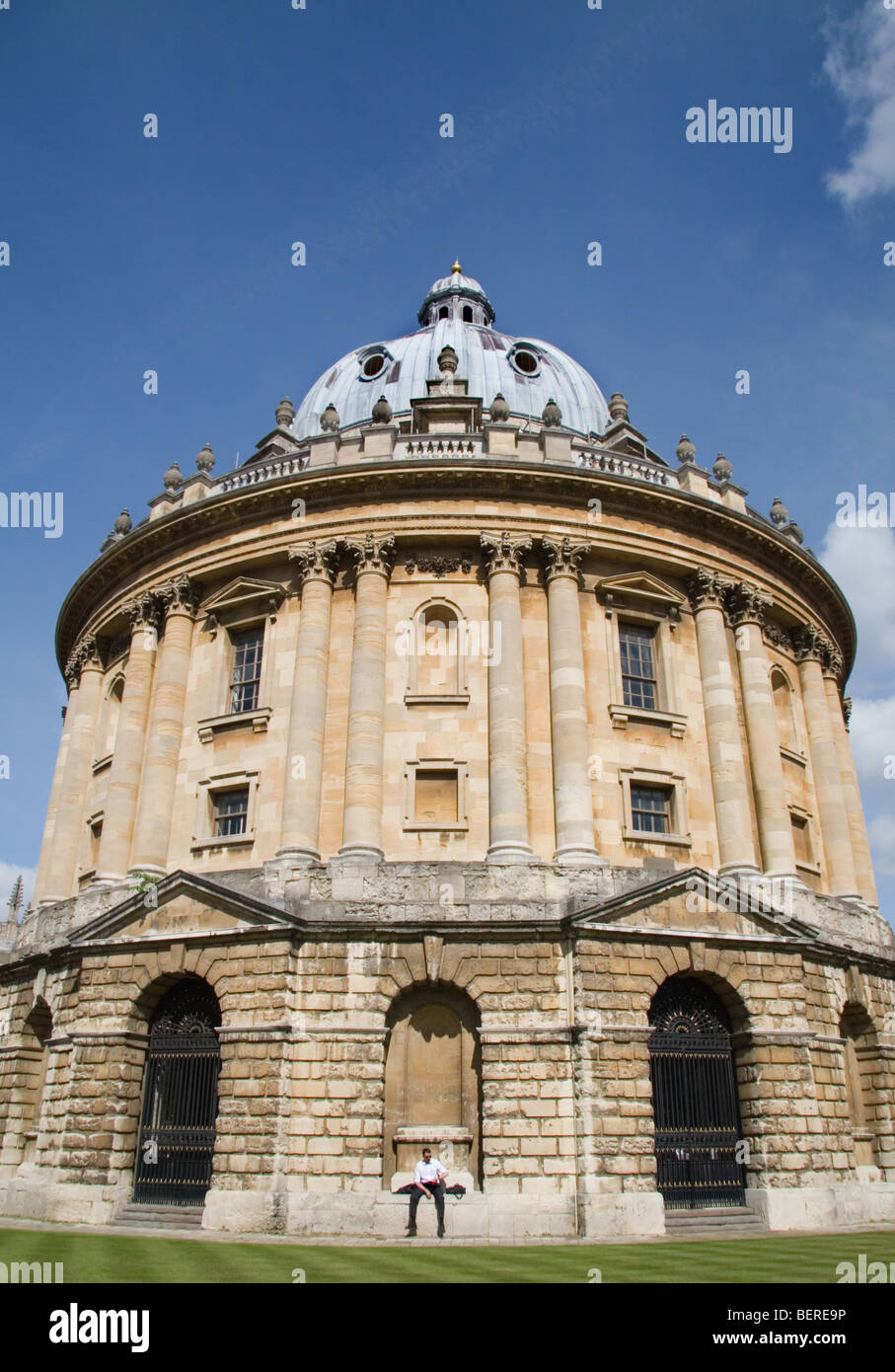 Radcliffe camera rotunda oxford university hi-res stock photography and ...