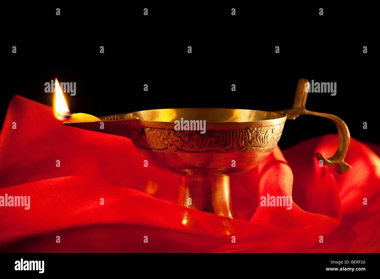 Single diya hi-res stock photography and images - Alamy