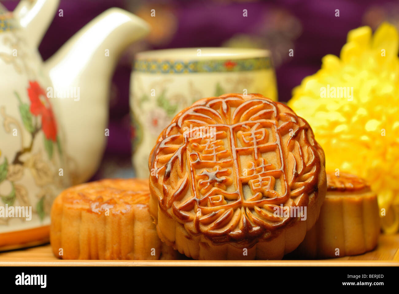 Chinese famous food--Moon cake Stock Photo - Alamy