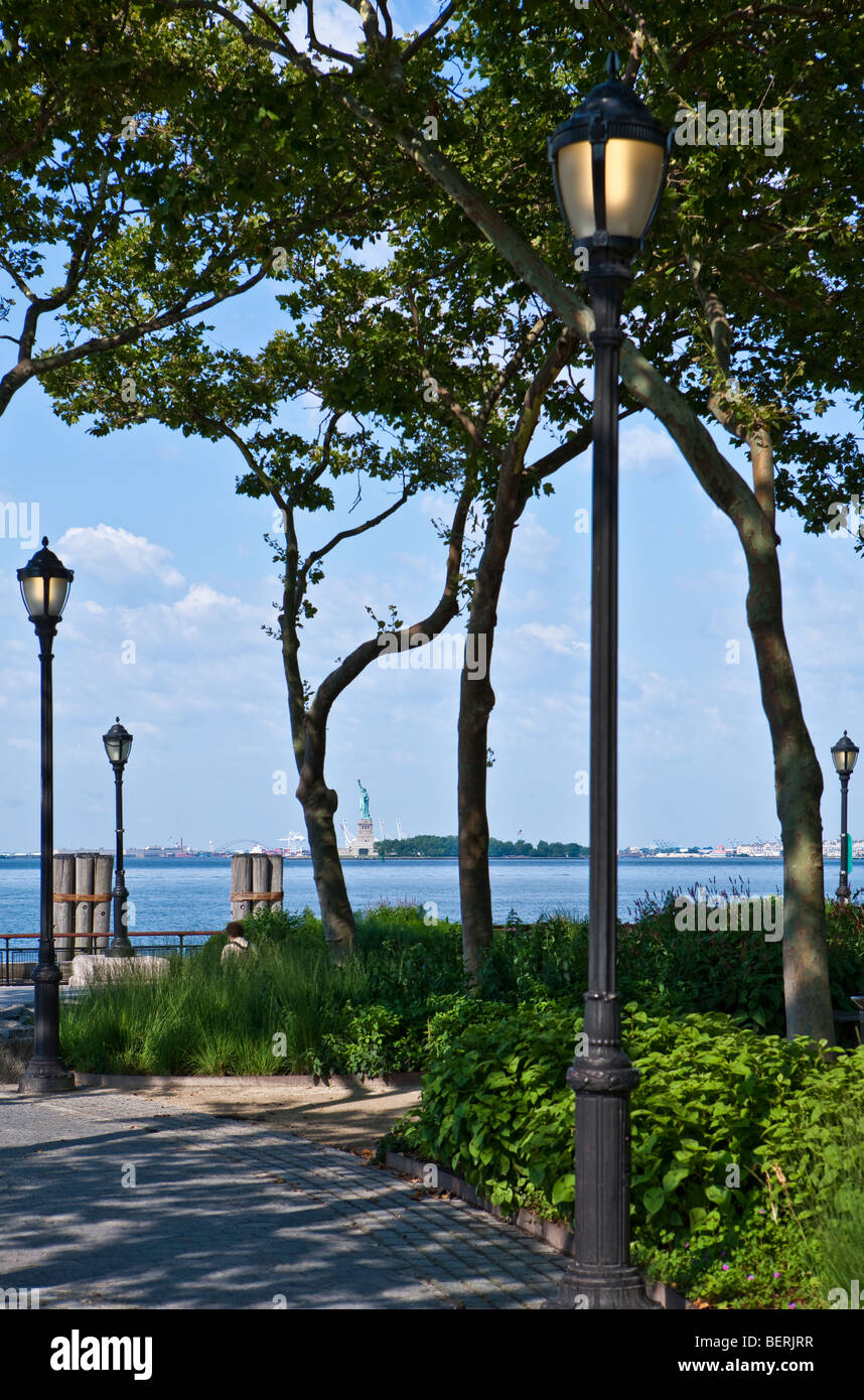 Promenade battery park hi-res stock photography and images - Alamy