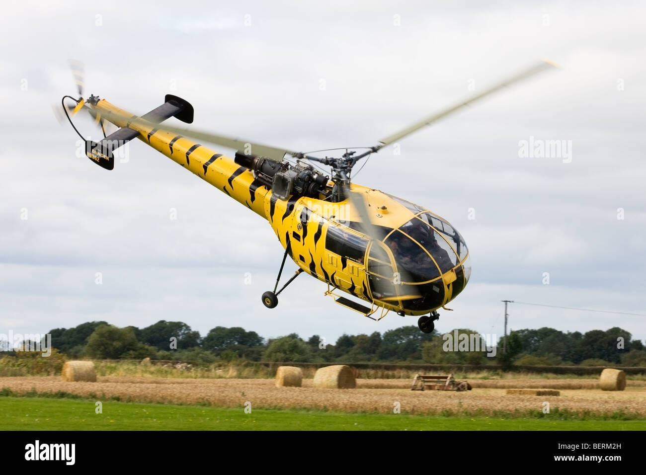 Aerospatiale SA316B Alouette 111 N9362 In flight after taking-off from ...