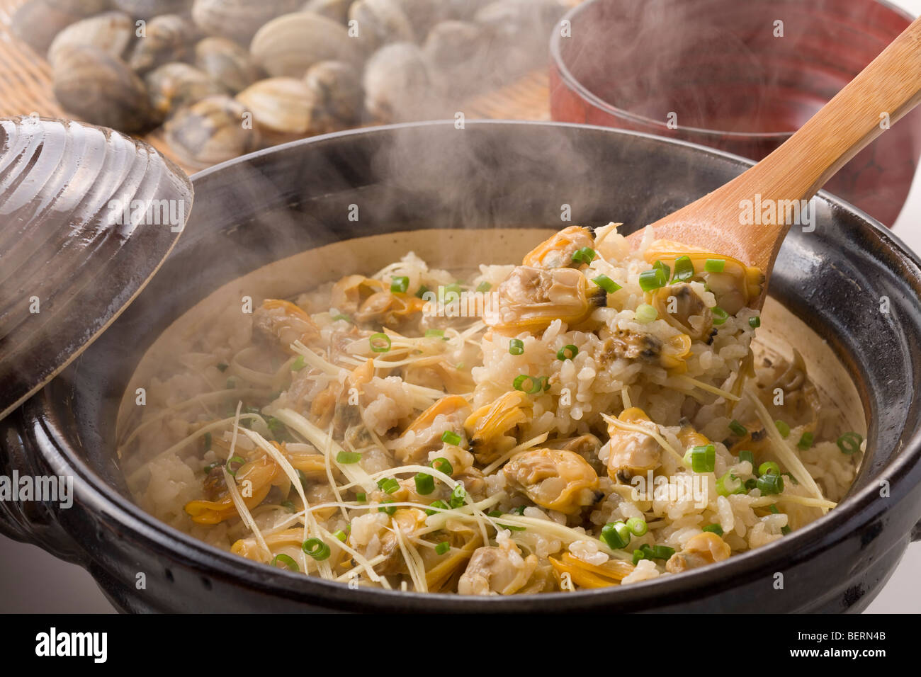 Food clam hi-res stock photography and images - Alamy