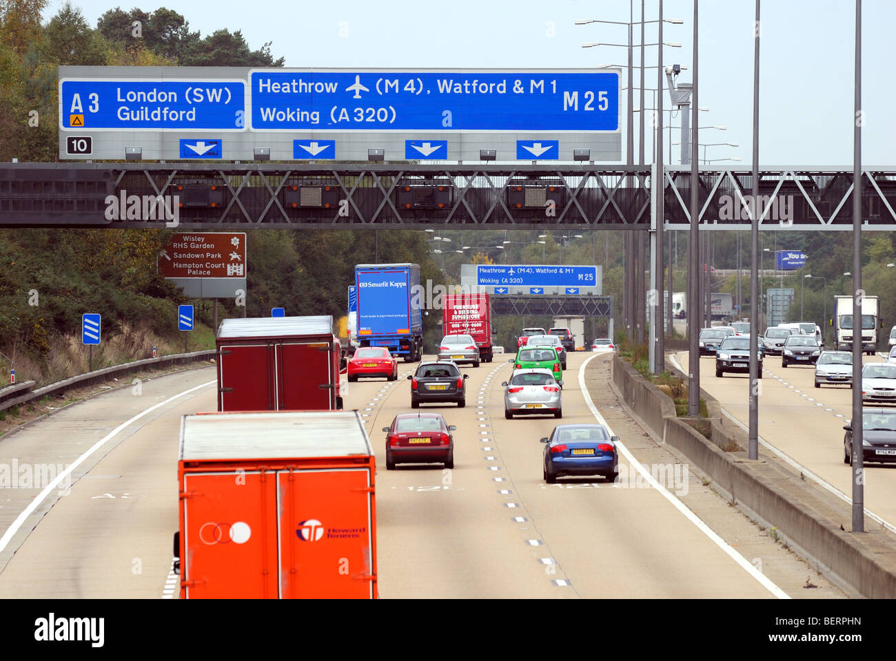 A3 and m25 motorway hi-res stock photography and images - Alamy