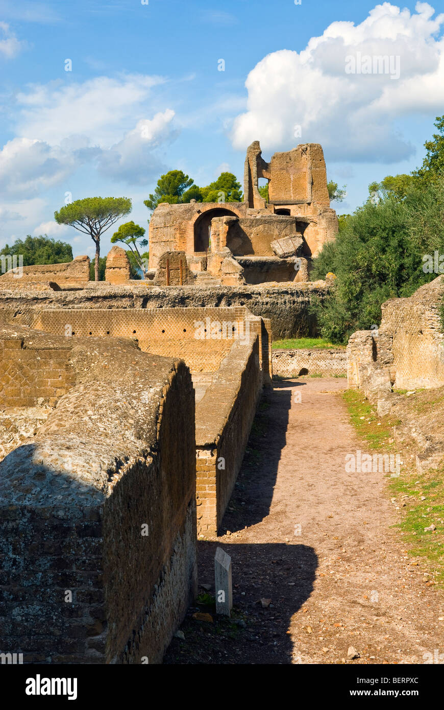 Villa library hi-res stock photography and images - Alamy