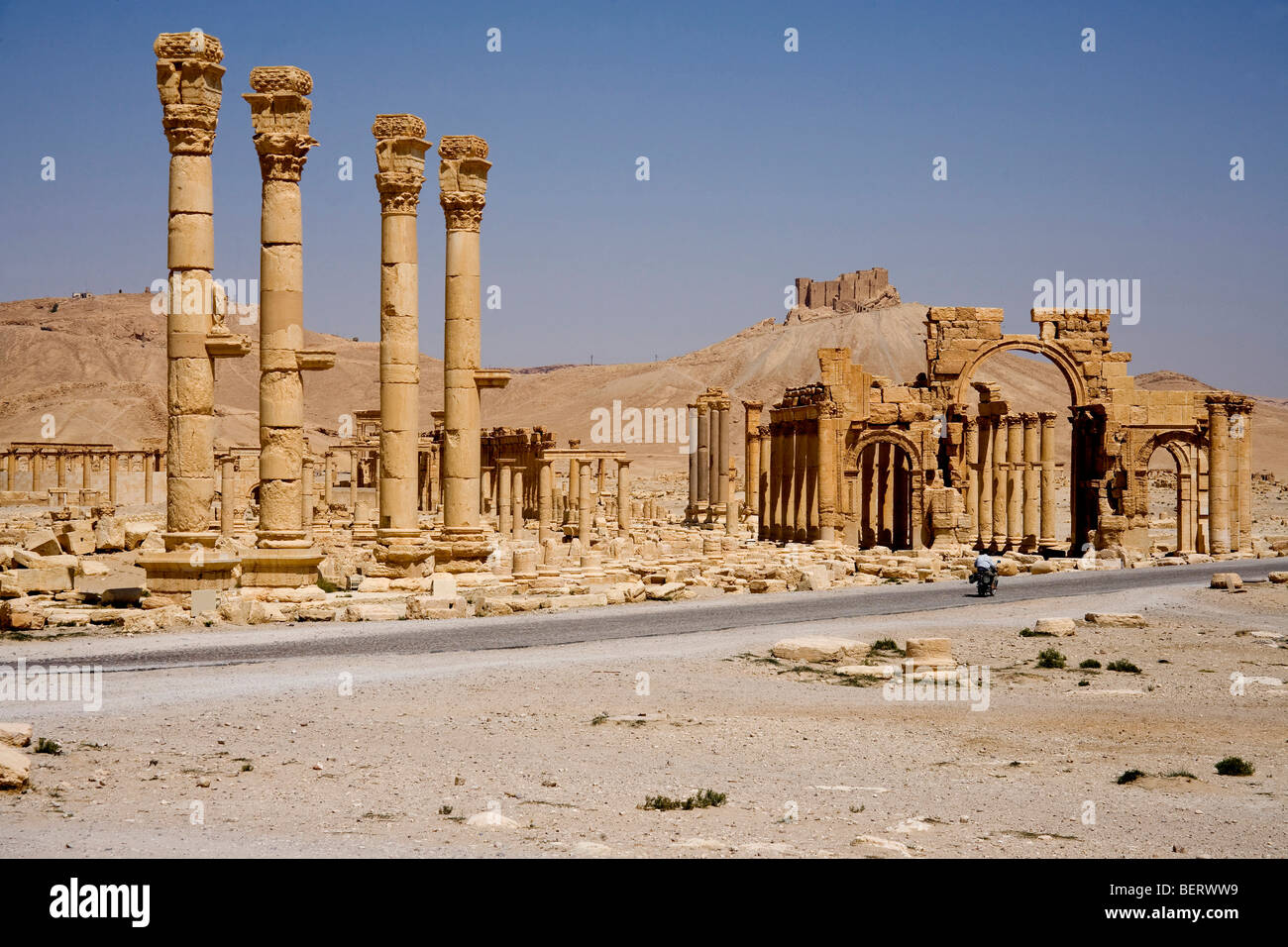 Roman Ruins In Palmyra High Resolution Stock Photography and Images - Alamy