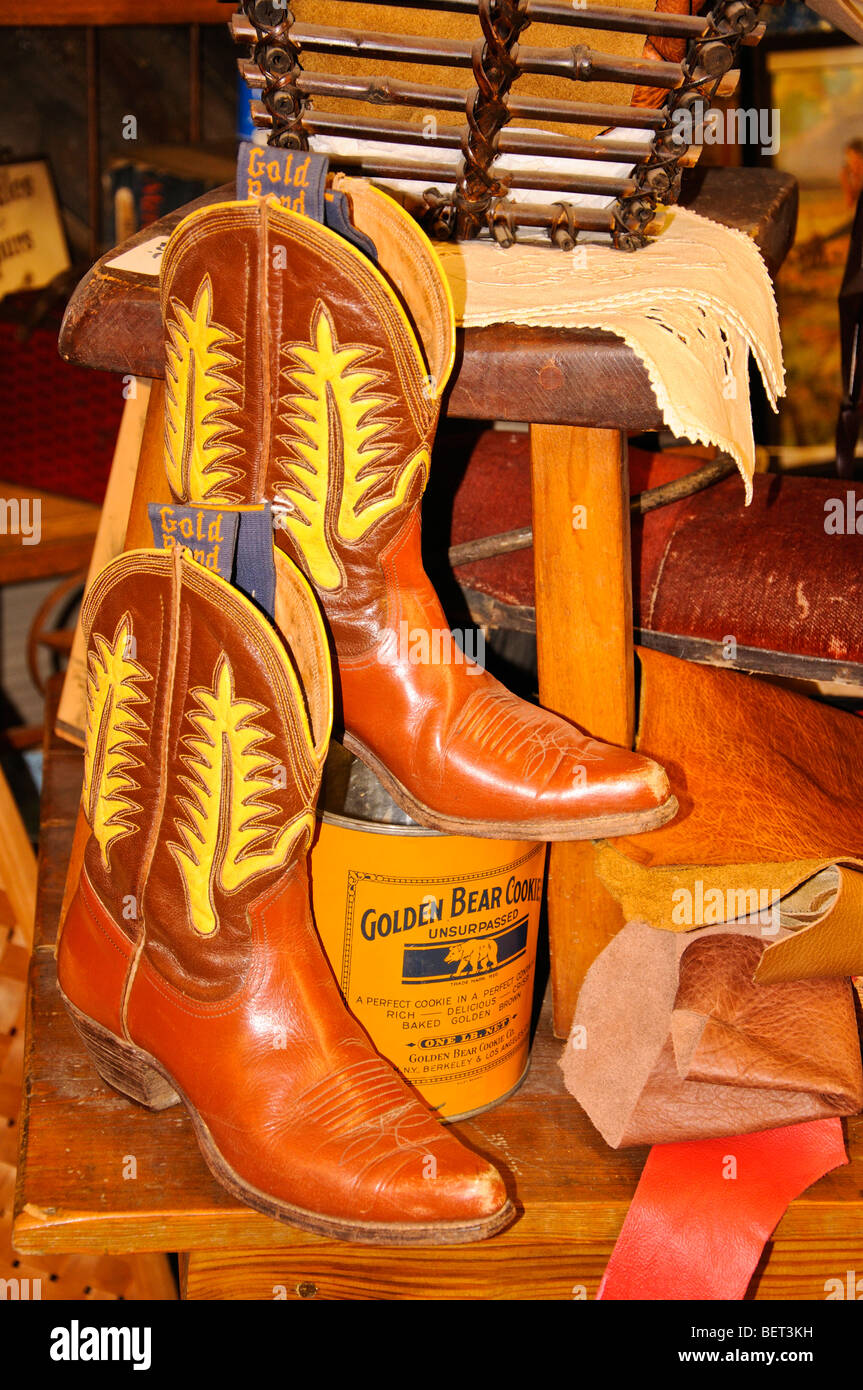 Old cowboy boots hi-res stock photography and images - Alamy