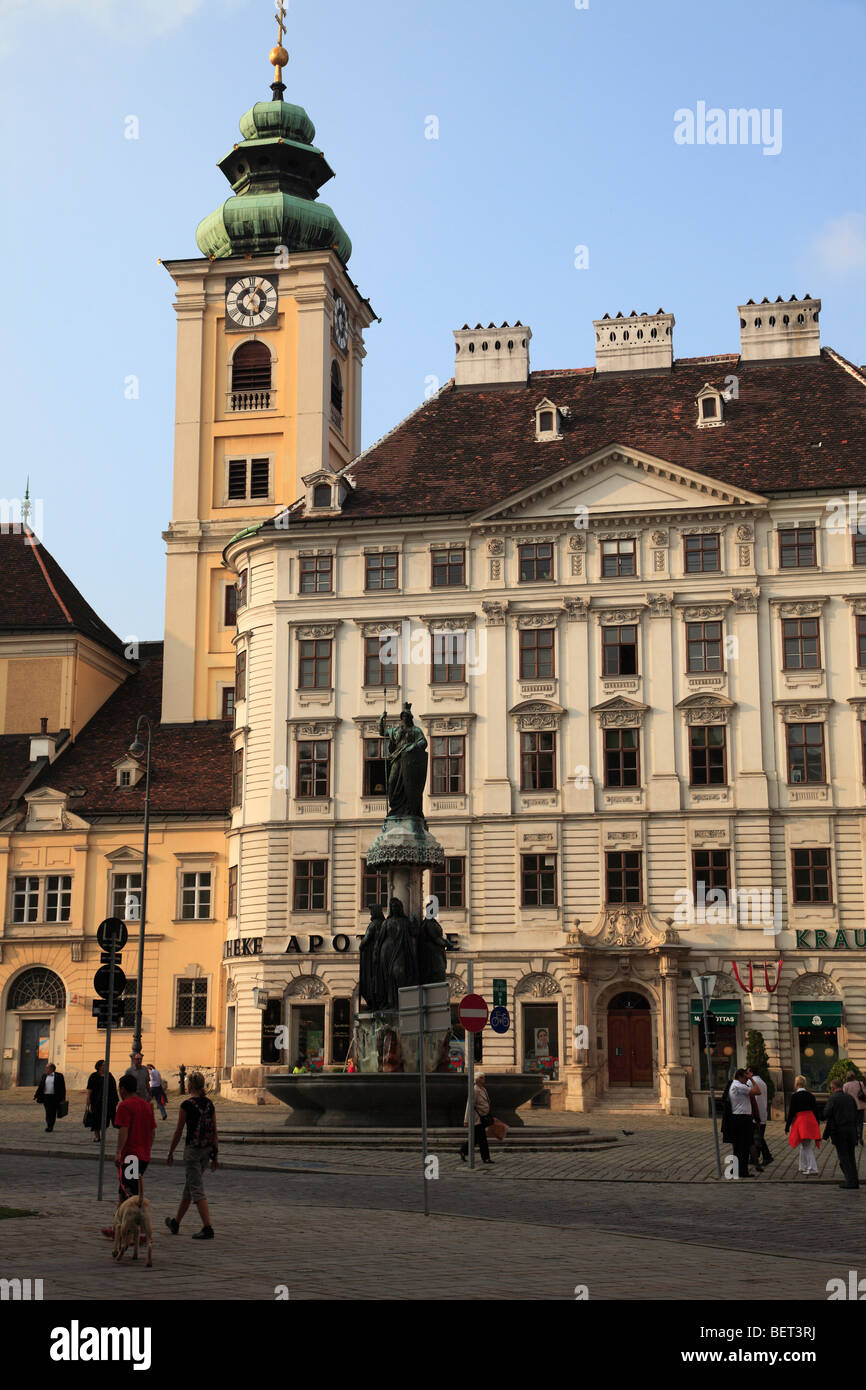 Vienna street scene hi-res stock photography and images - Alamy