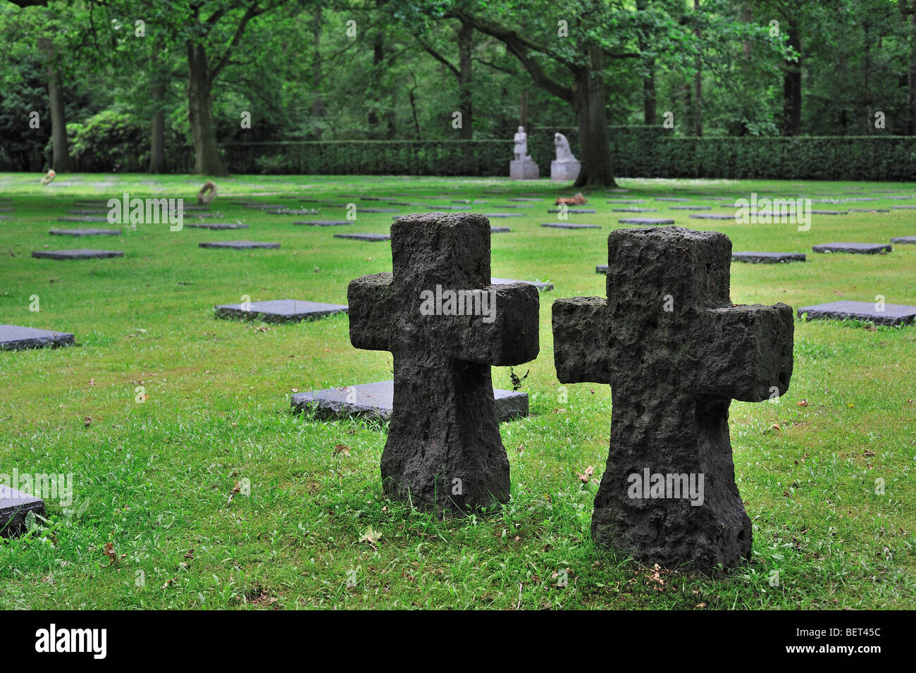 World war i cemetery hi-res stock photography and images - Alamy