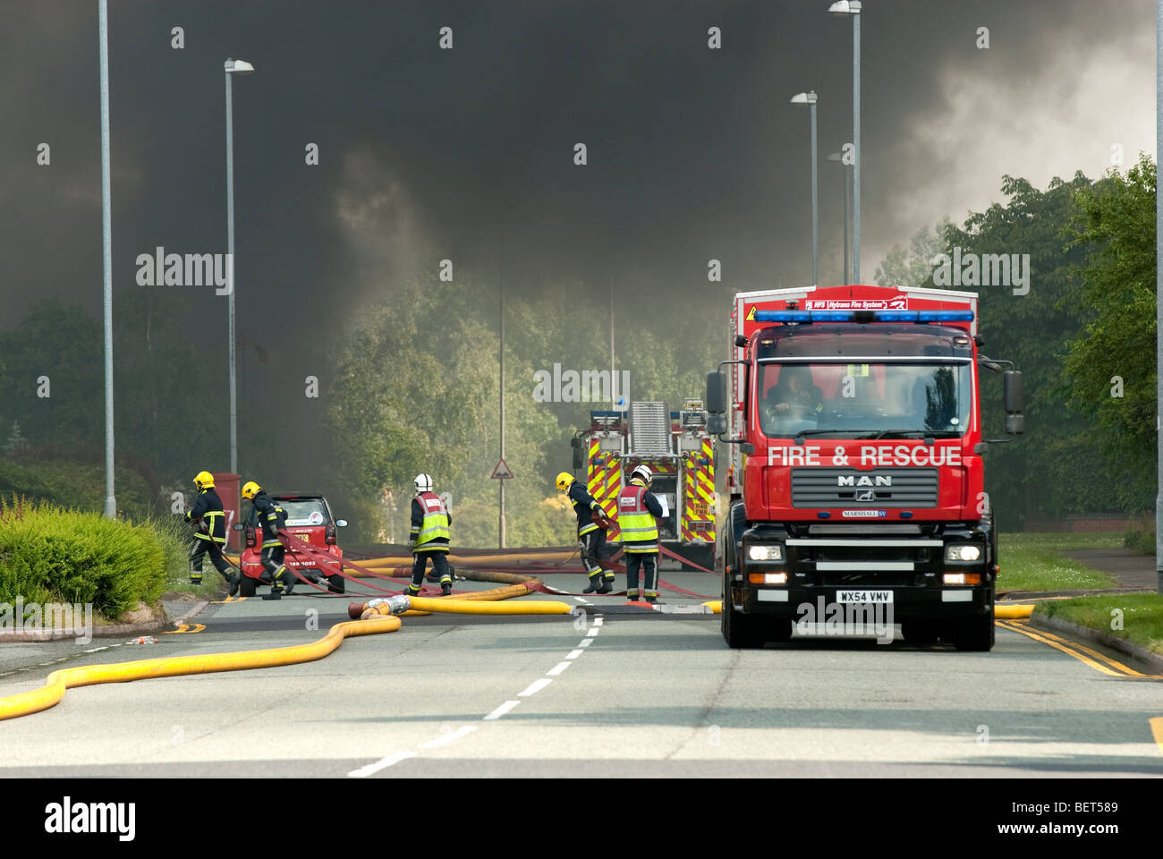 Chemical factory fire hi-res stock photography and images - Alamy