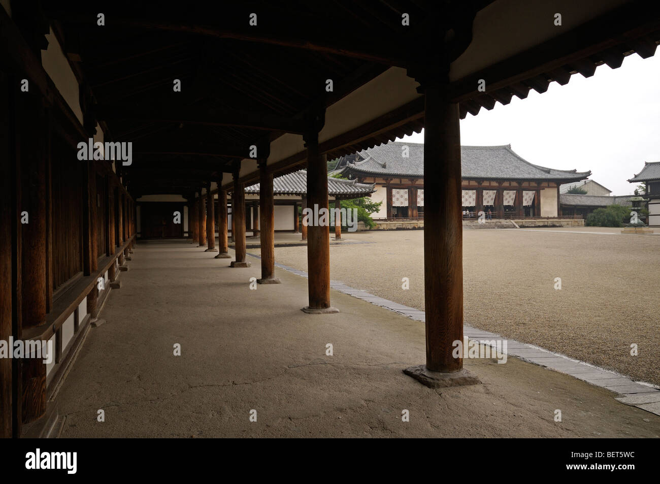 Entasis columns hi-res stock photography and images - Alamy