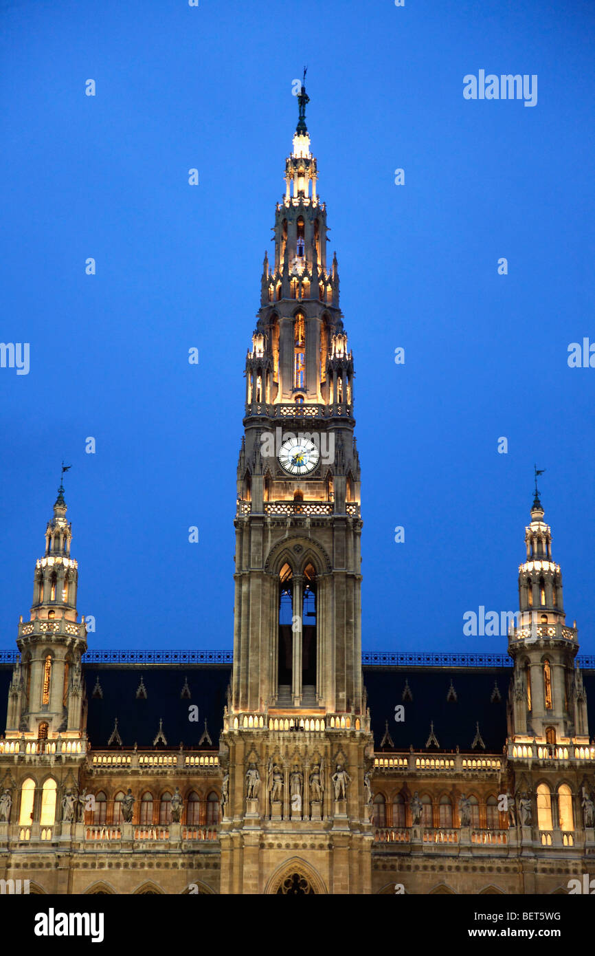Neues rathaus vienna hi-res stock photography and images - Alamy