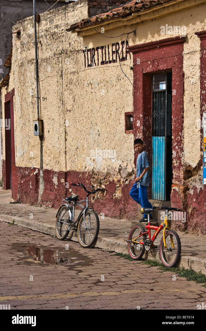 Rural village mexico hi-res stock photography and images - Alamy