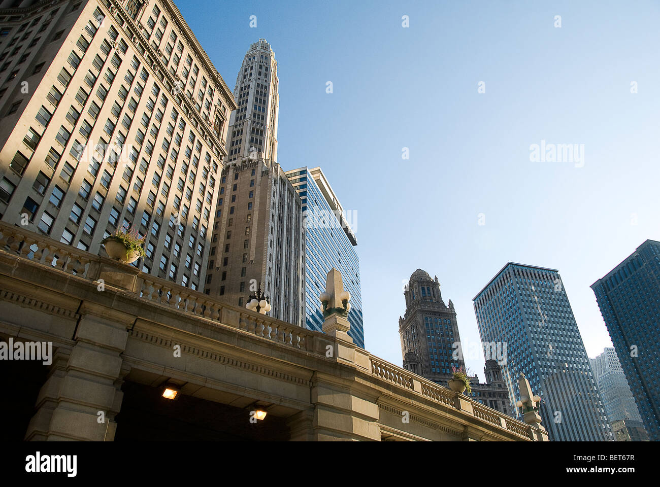 Architectural landmarks and historic structures align the Chicago River ...