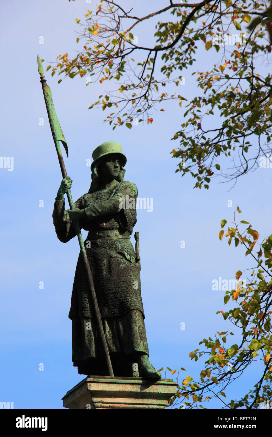 Switzerland, Zurich, Lindenhof, fountain statue Stock Photo - Alamy