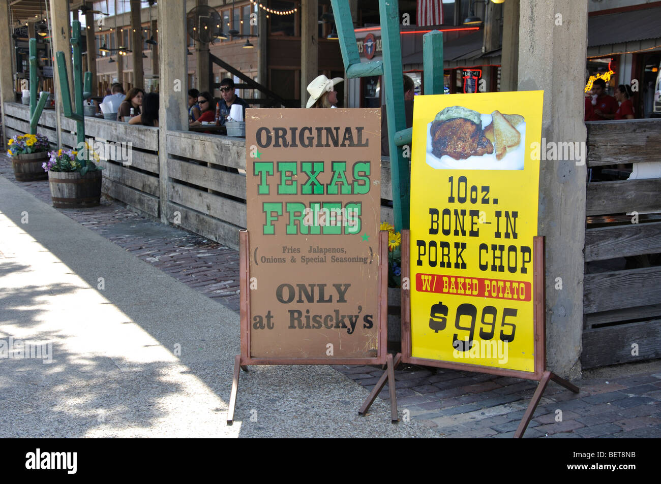 Restaurant stockyards hi-res stock photography and images - Alamy