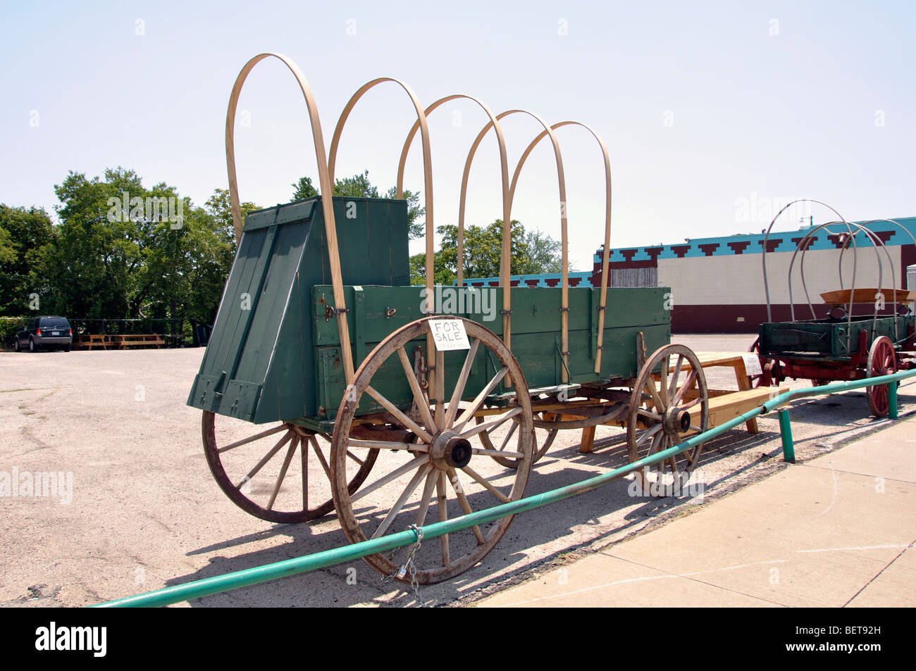 Antique covered wagon at Fort Worth, Texas Stock Photo - Alamy