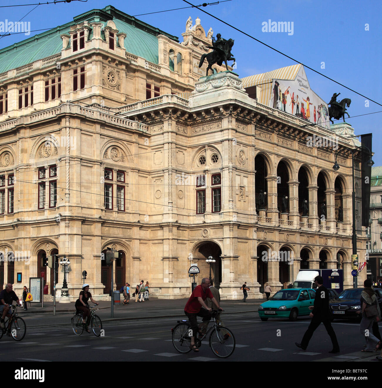 Staatsoper vienna austria hi-res stock photography and images - Alamy