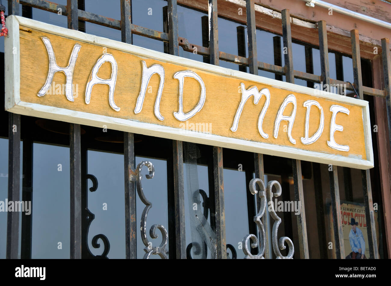 'Hand made' sign Stock Photo - Alamy