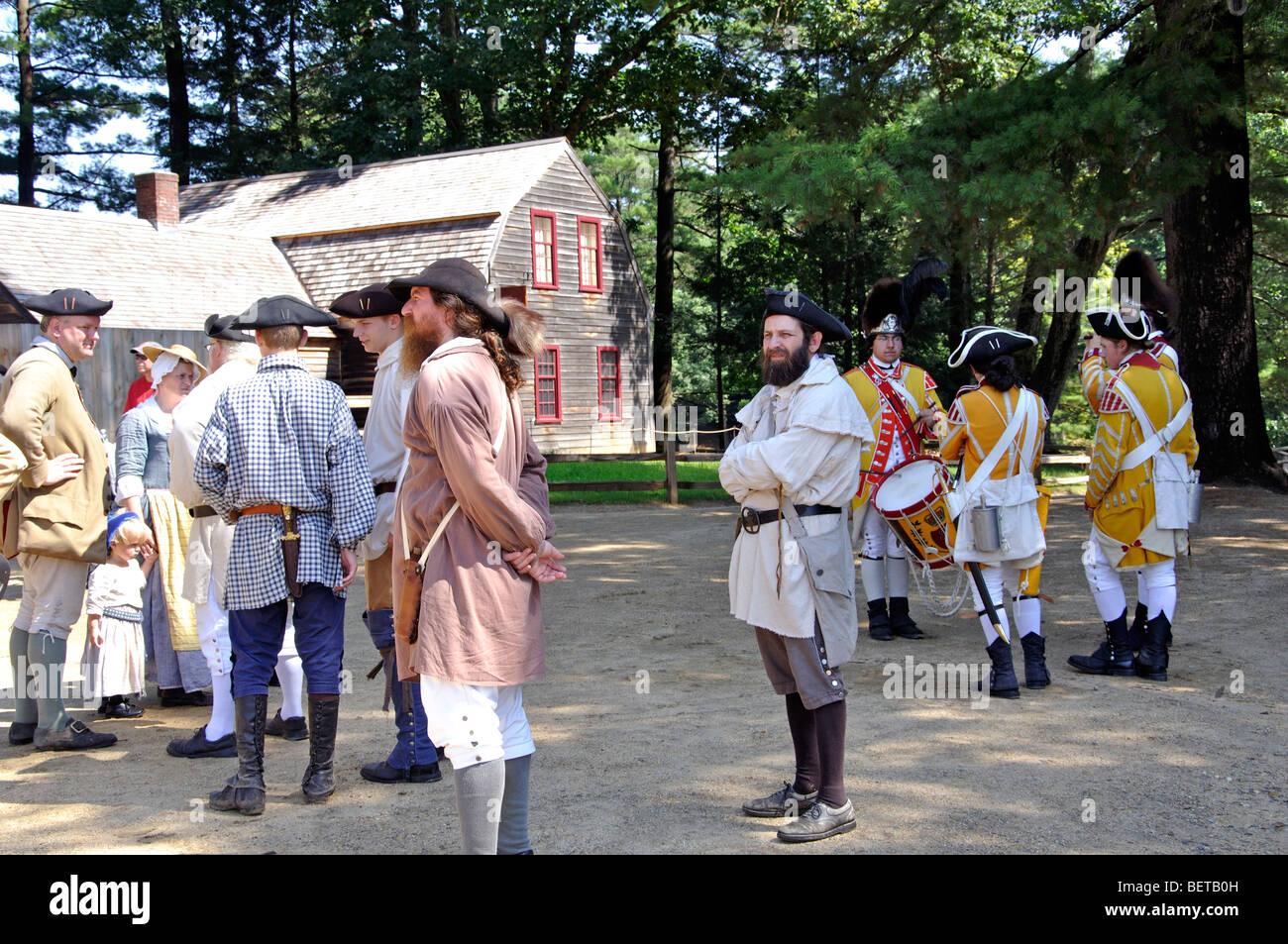 American Revolutionary War (1770's) costumed re-enactment Stock Photo ...