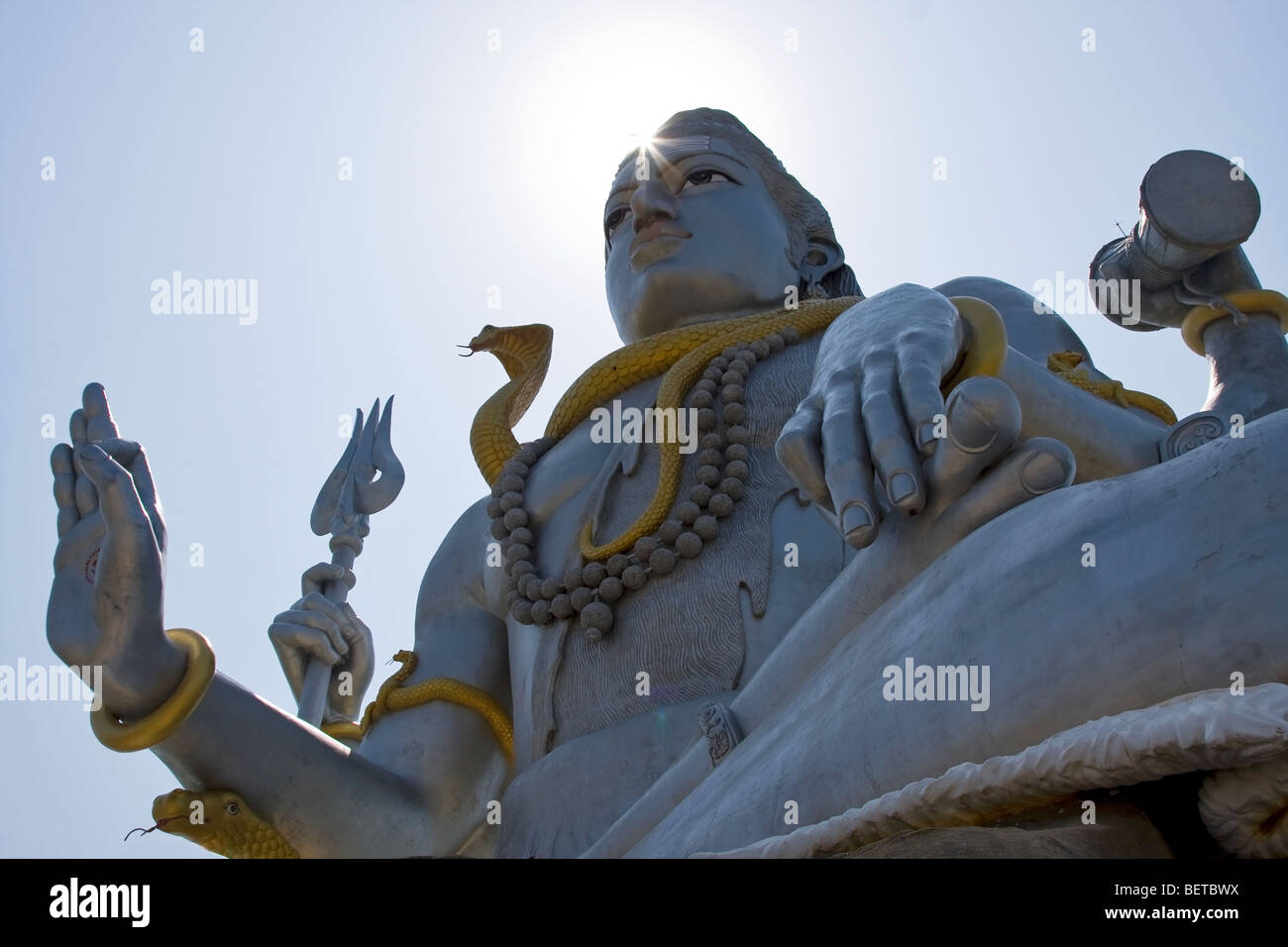Shiva figure against sky. Murudeshwar Shiva Temple, India, Karnataka ...