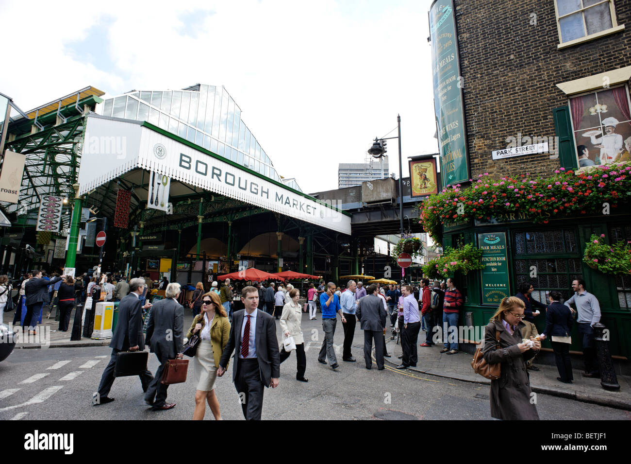 Borough building hi-res stock photography and images - Alamy
