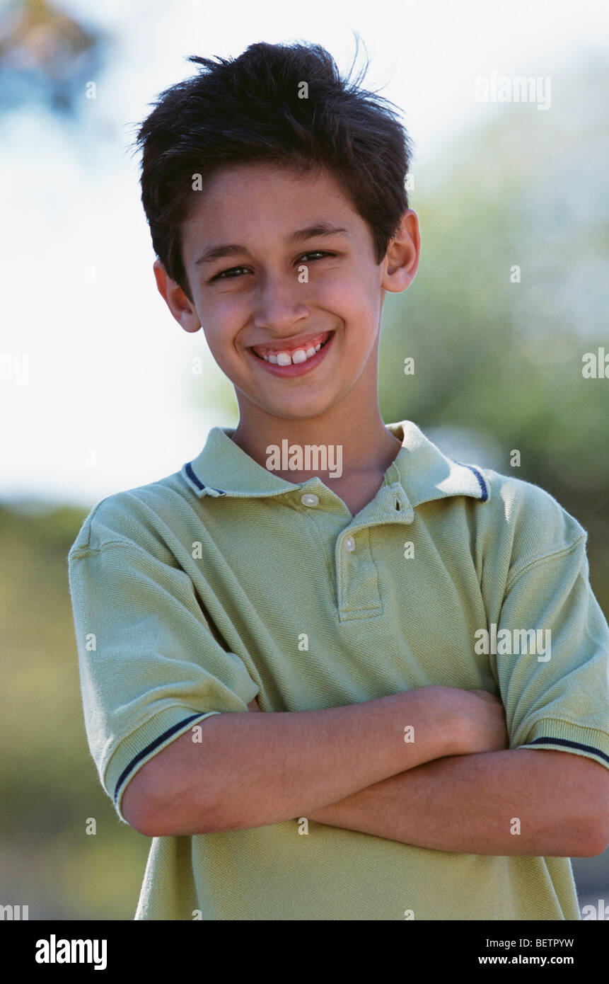 young boy smiling at the camera Stock Photo - Alamy