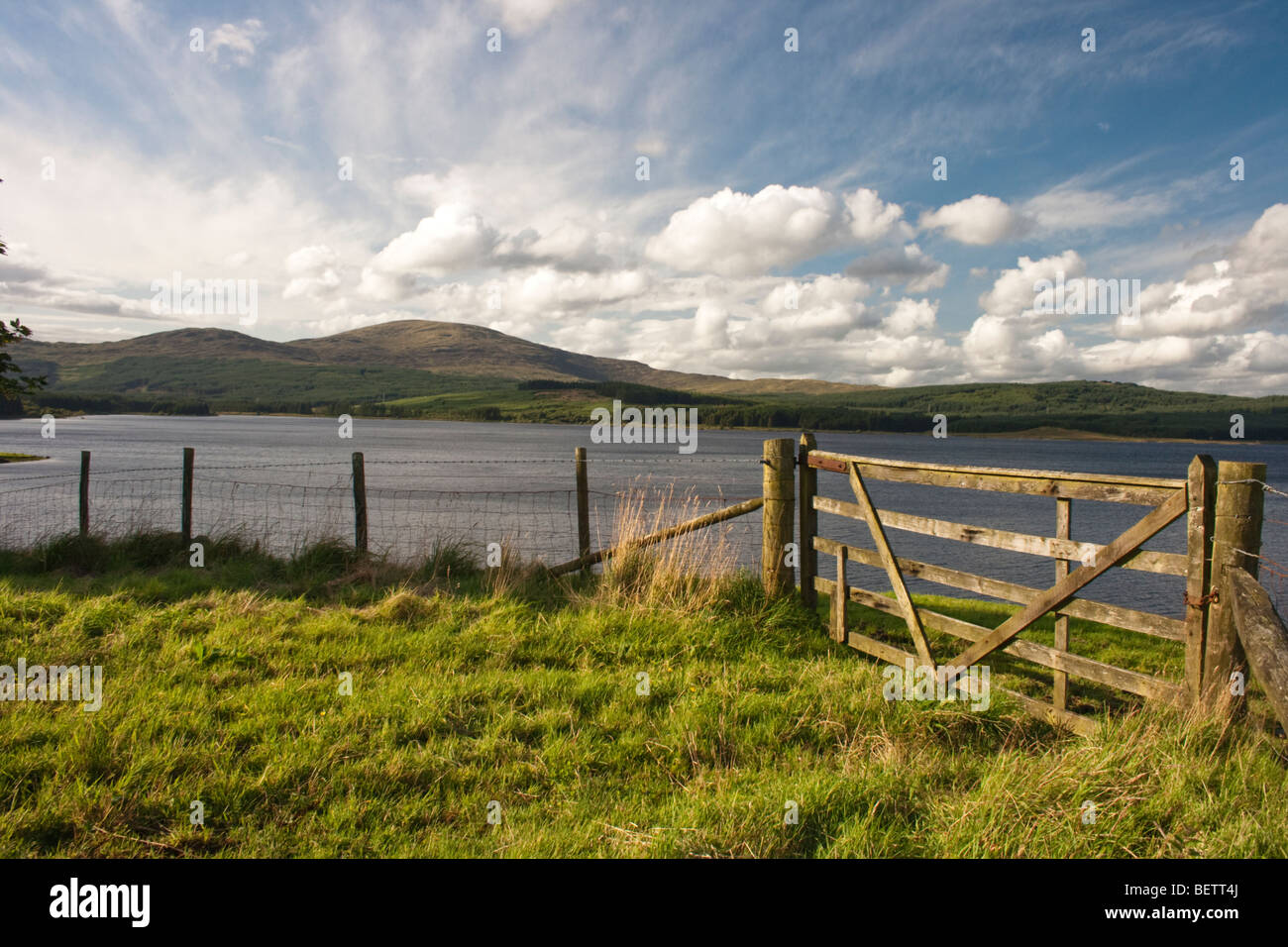 Loch gate hi-res stock photography and images - Alamy