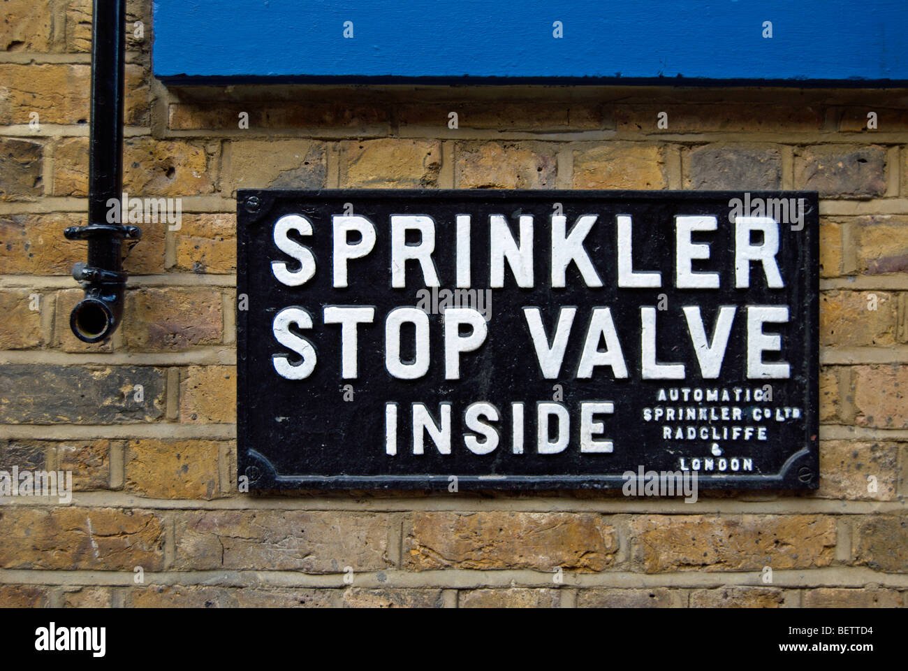 Inside fire sprinkler hi-res stock photography and images - Alamy