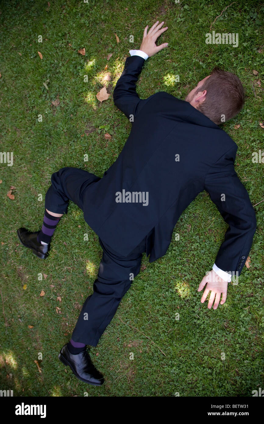 Man fallen hi-res stock photography and images - Alamy