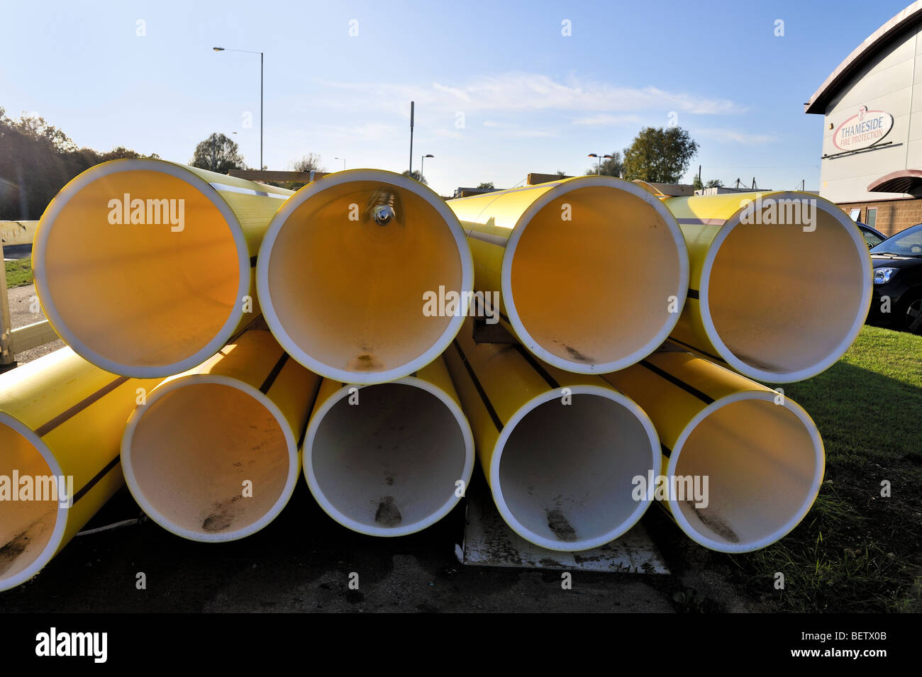 Laying pipe pipeline hi-res stock photography and images - Alamy