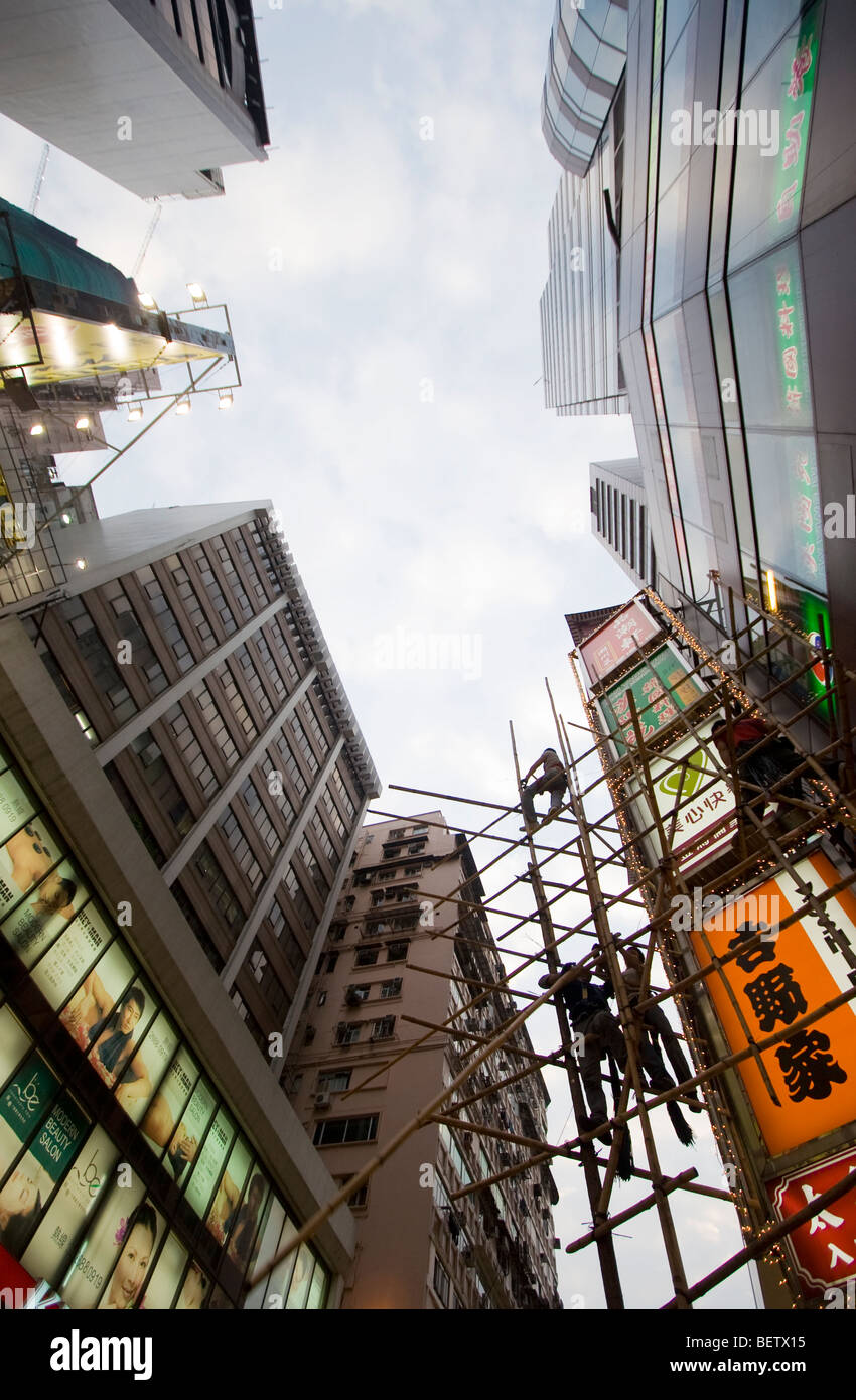 Bamboo scaffolders scaffolding hi-res stock photography and images - Alamy