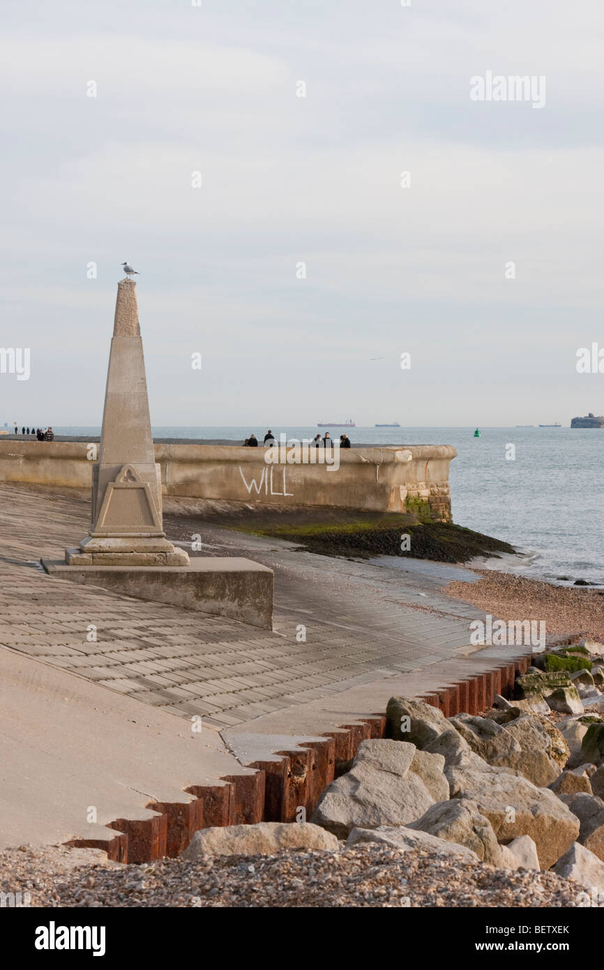 War memorial and sea defences in Southsea, England UK Stock Photo - Alamy