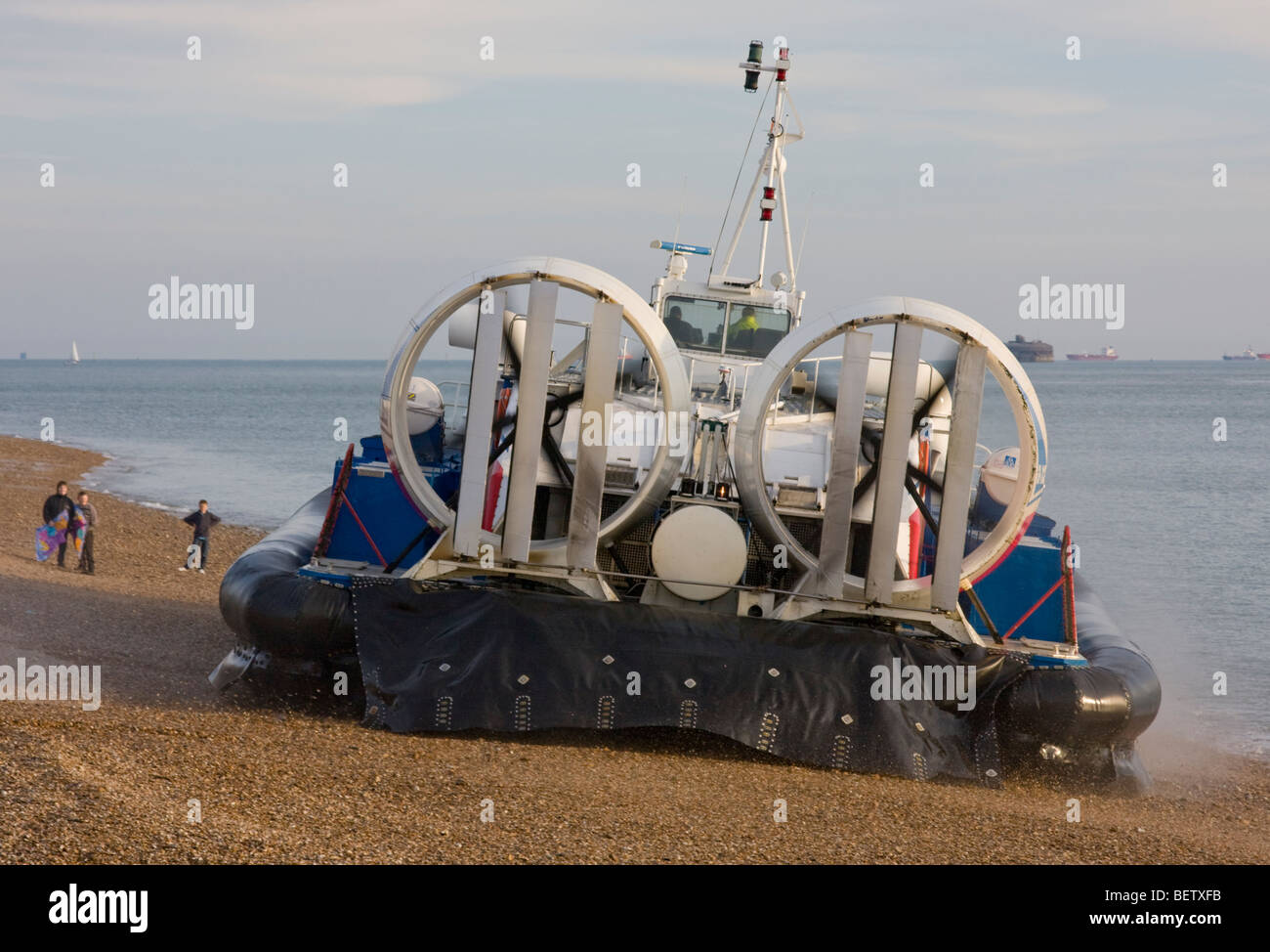 Port hovercraft hi-res stock photography and images - Alamy