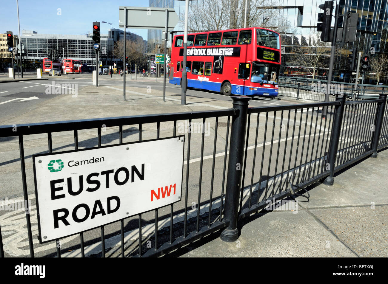 Euston Road sign Stock Photo - Alamy