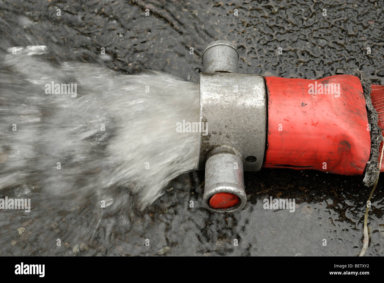 Fire hose coupling hi-res stock photography and images - Alamy