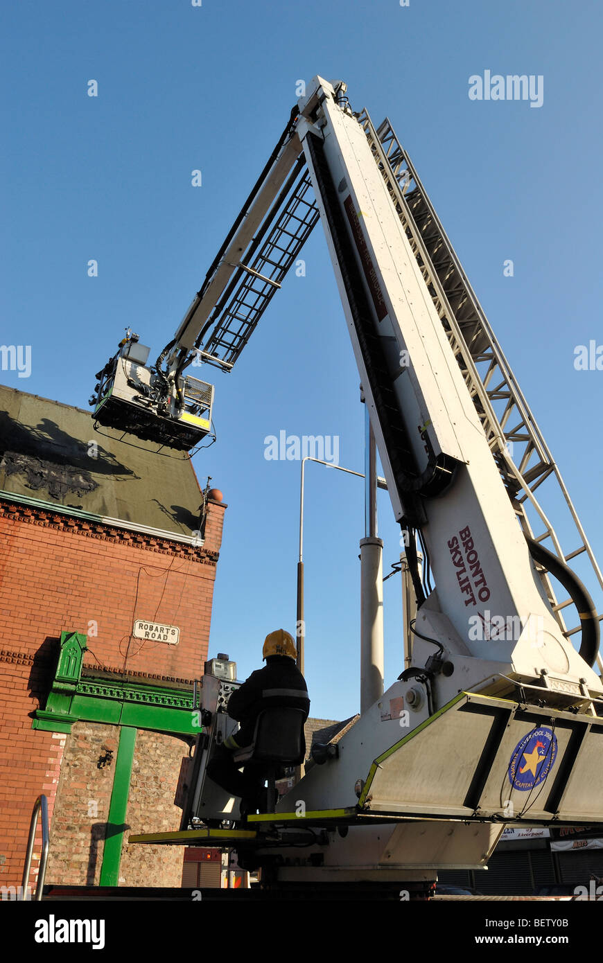 Fire service Bronto Skylift Hydraulic Platform at house fire Stock ...