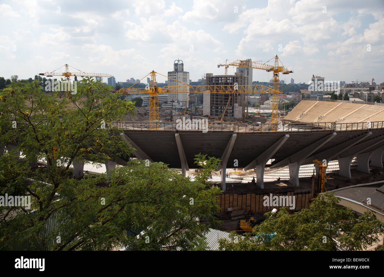 The reconstruction of the National sports complex "Olympiyski" 's ...