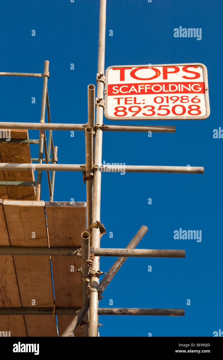 Scaffold scaffolding signs hi-res stock photography and images - Alamy
