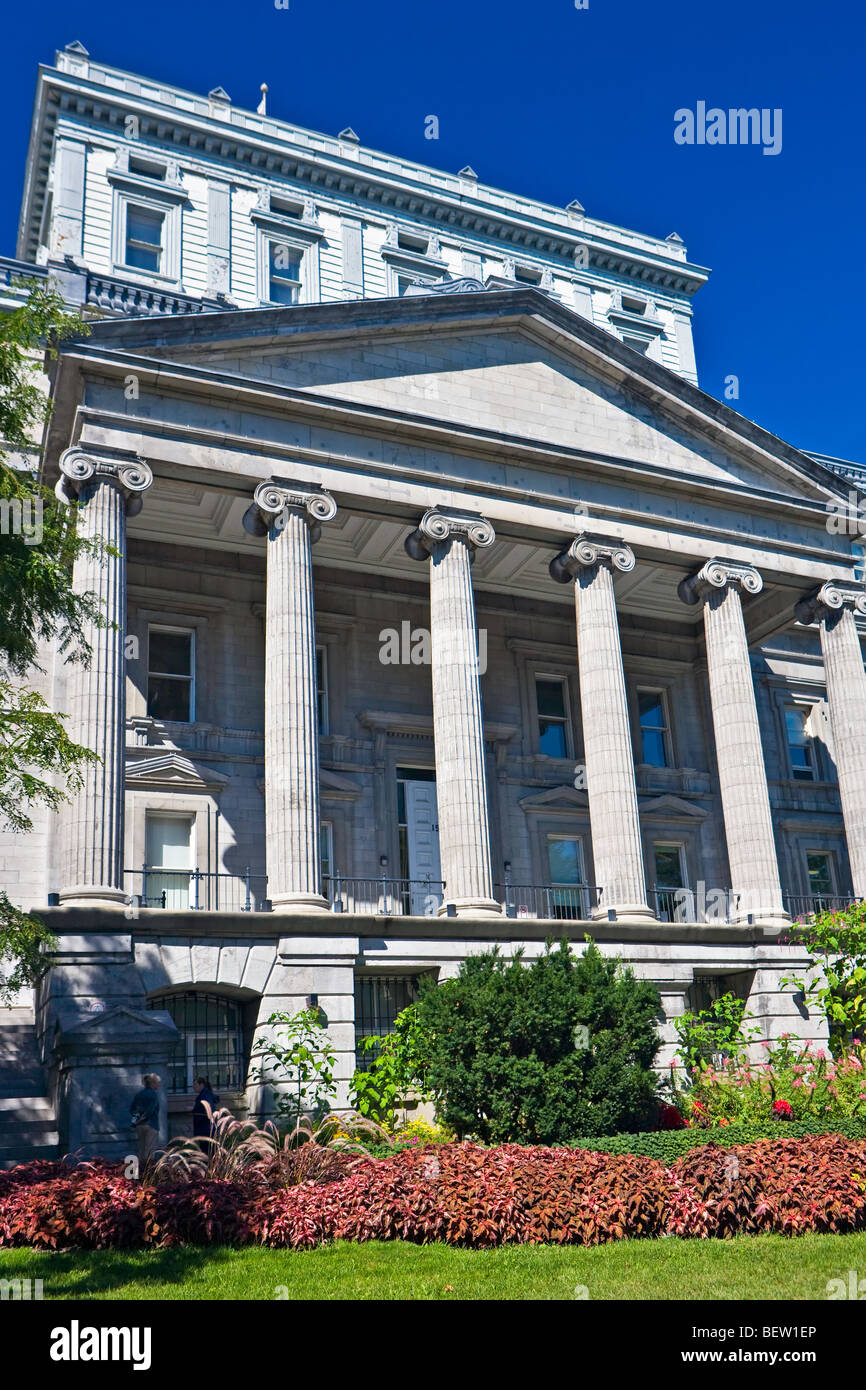 Edifice Lucien-Saulnier, Old Courthouse, Rue Notre-Dame, Old Montreal ...