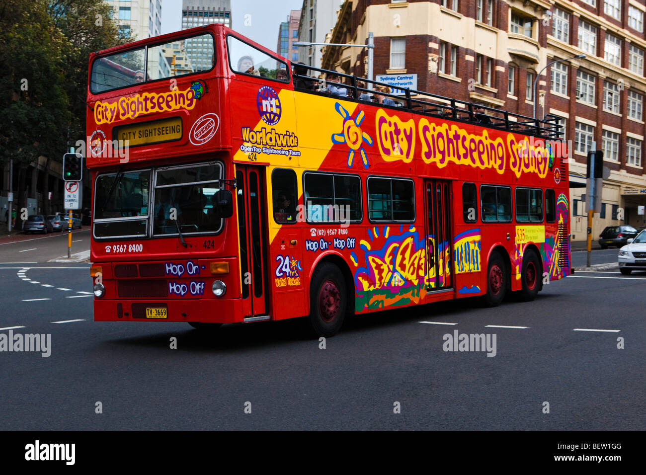 Transport for nsw bus hi-res stock photography and images - Alamy