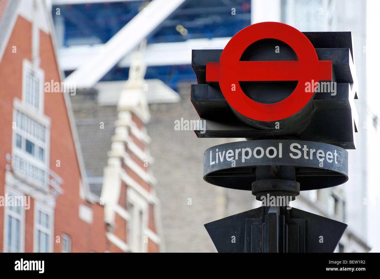 Liverpool Street Station Sign Stock Photos & Liverpool Street Station ...