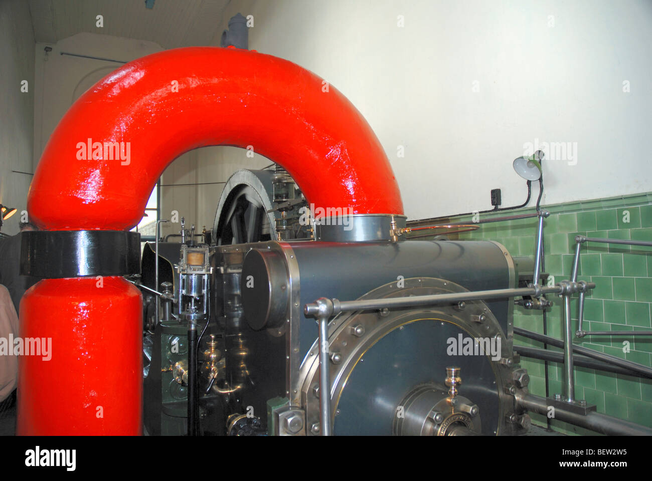 The steam engine powering the looms of the Queen Street MIll Textile ...