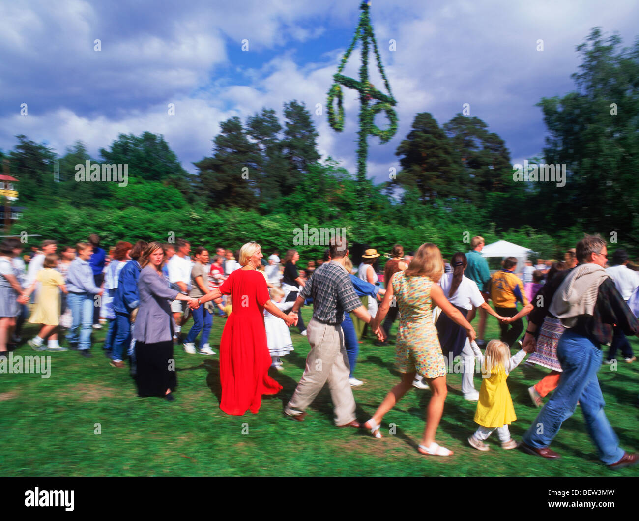 Midsummer celebrations traditional hi-res stock photography and images - Alamy
