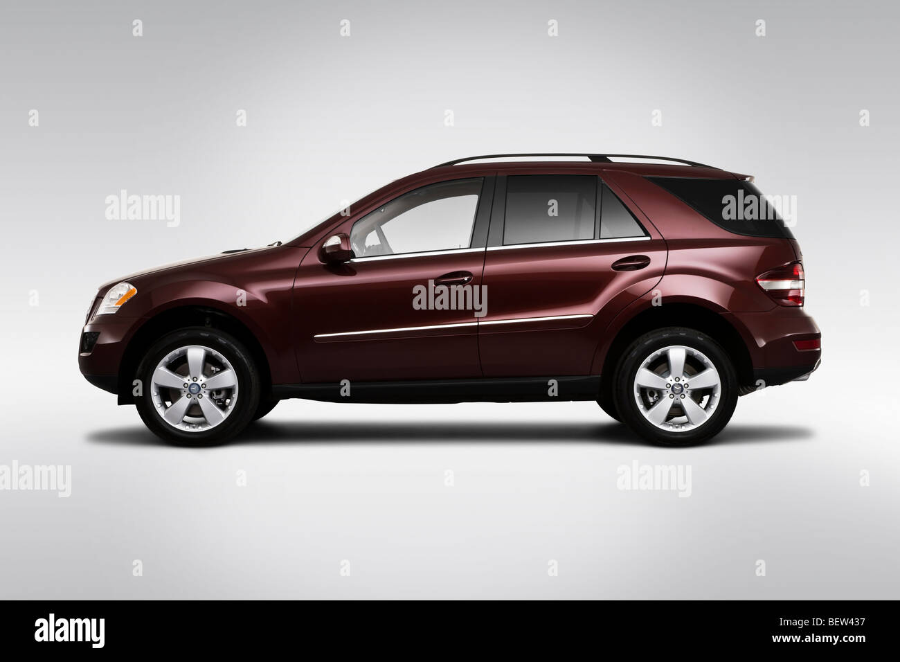 Mercedes benz capacity hi-res stock photography and images - Alamy