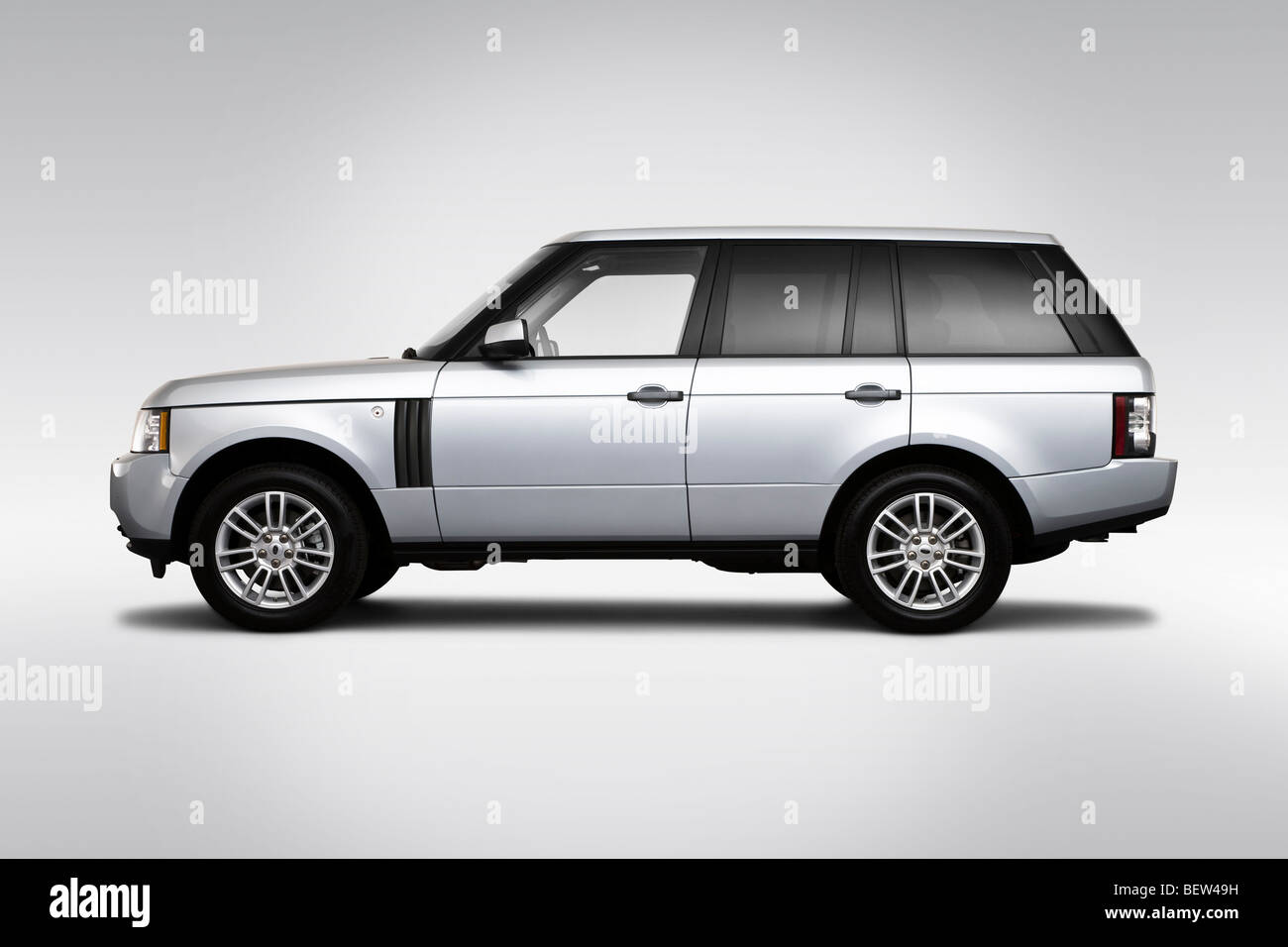 Range Rover Side View