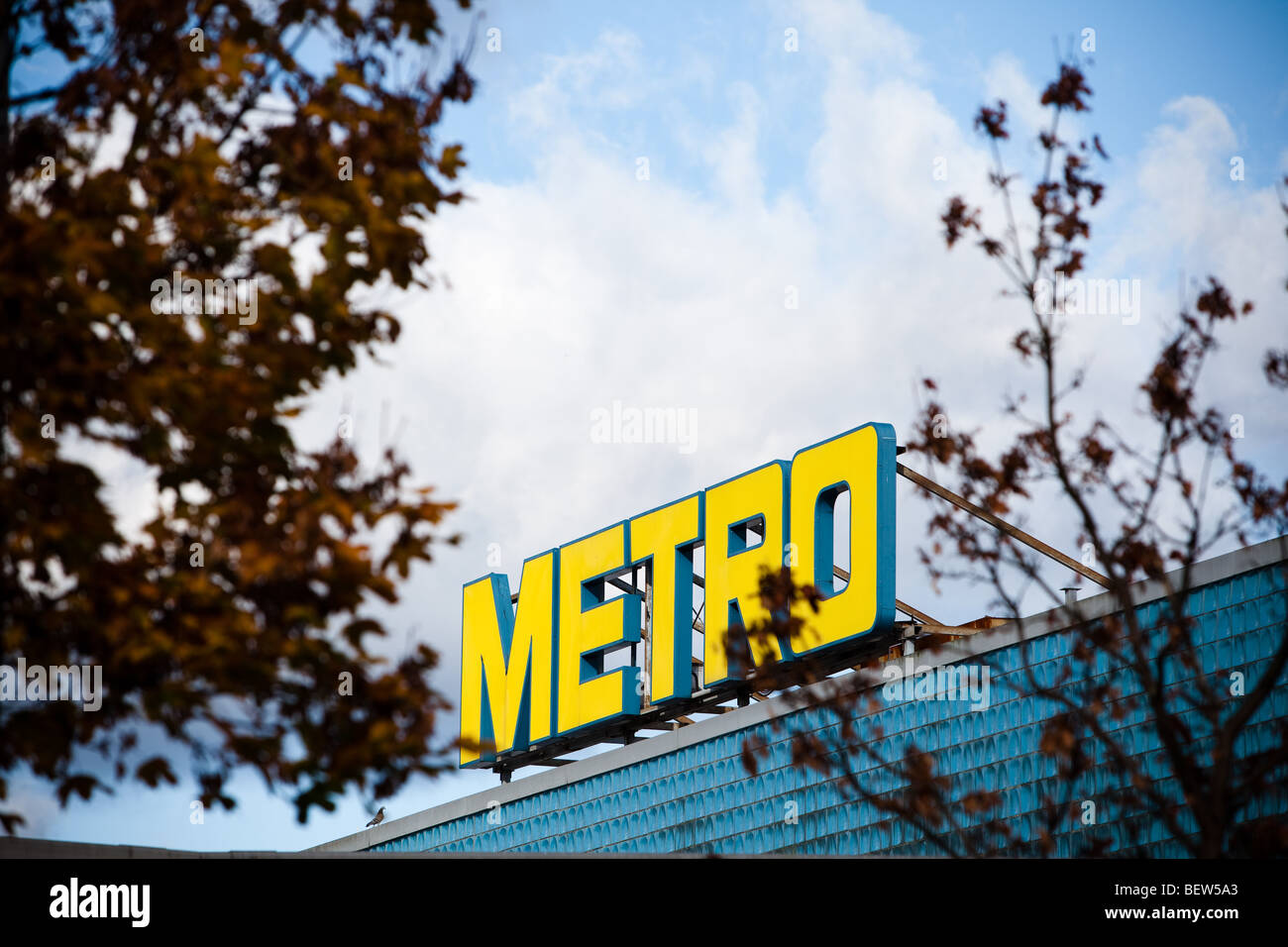 Supermarket overview hi-res stock photography and images - Alamy